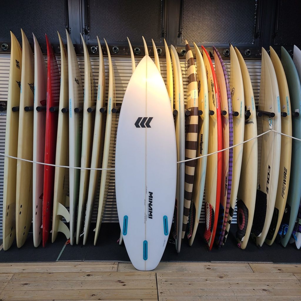 中古サーフボード MINAMI surfboards x-factor / リサイクルショップ三喜「宮崎で中古品の買取・販売」