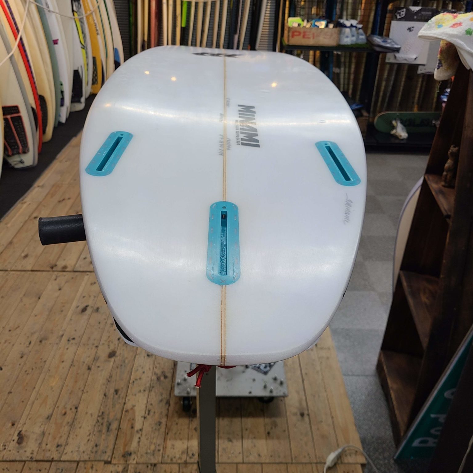 中古サーフボード MINAMI surfboards x-factor / リサイクルショップ三喜「宮崎で中古品の買取・販売」